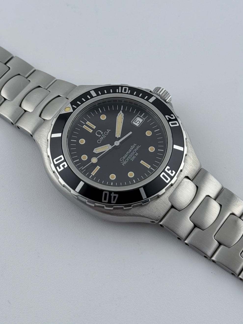 Omega Seamaster Professional 200m Quartz Pre Bond - 396.1062 – The ...