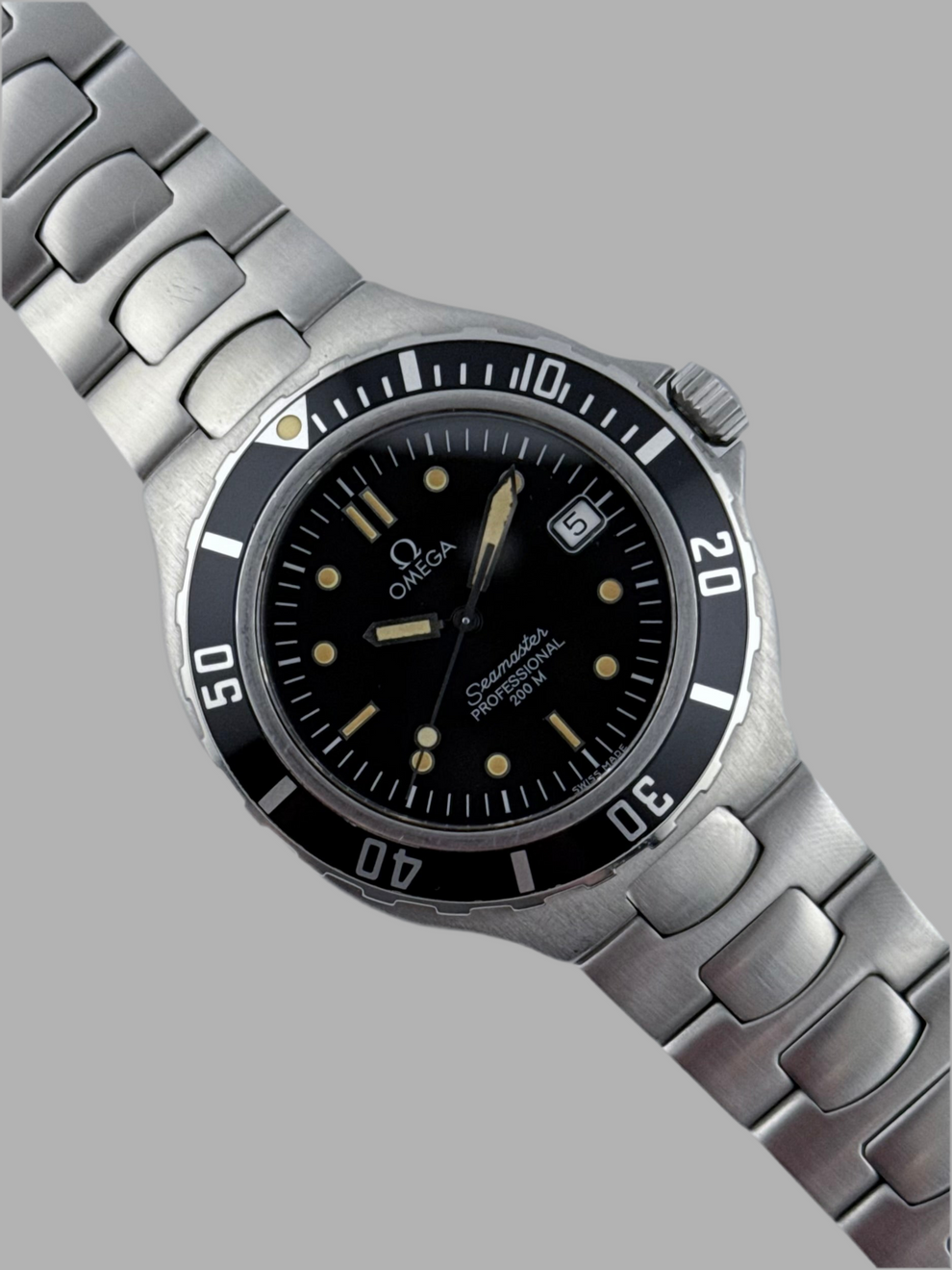 Omega Seamaster Professional 200m Quartz Pre Bond - 396.1062 – The ...
